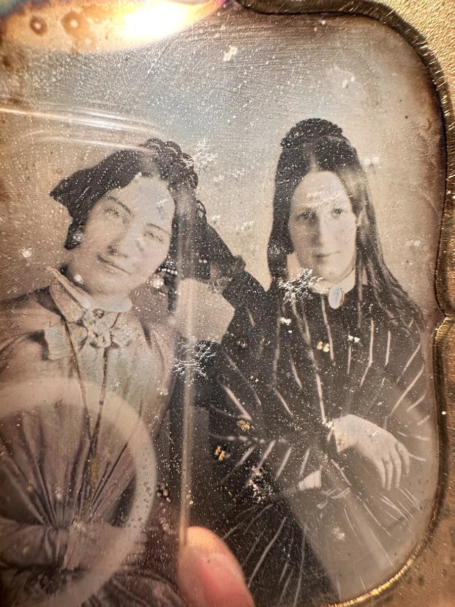 1840s Pretty Women Long Bottle Curls Great Pose Sealed 1/6 Daguerreoty ...