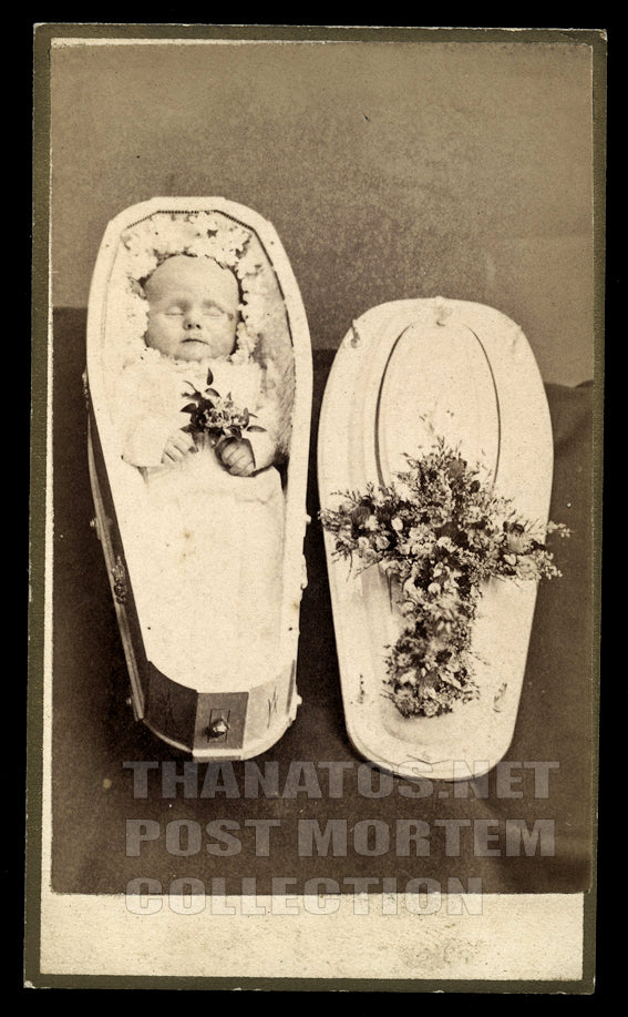 Post Mortem CDV of Baby in Coffin w Cross Funeral Wreath Chicago Illin ...